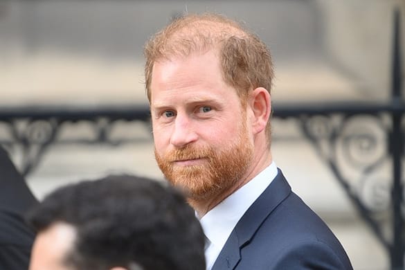 Oil prices surge amid Iran tensions - London Business News ...