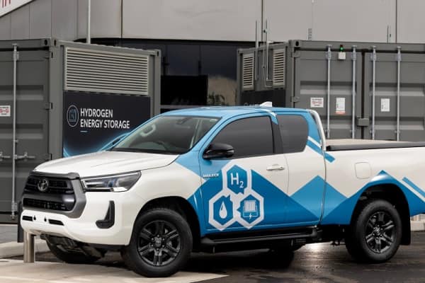 Toyota reveals British-built hydrogen-fuelled Hilux prototype pick-up ...