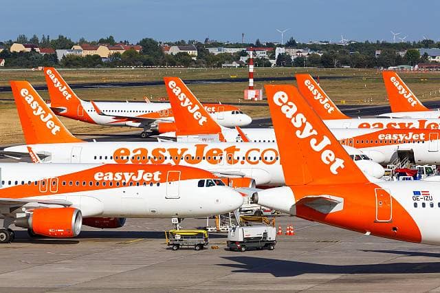EasyJet grounds entire fleet due to coronavirus pandemic - London ...