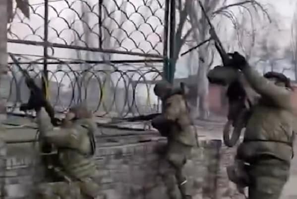 Chechen warlord who sent thousands to fight in Ukraine is ‘seriously ...