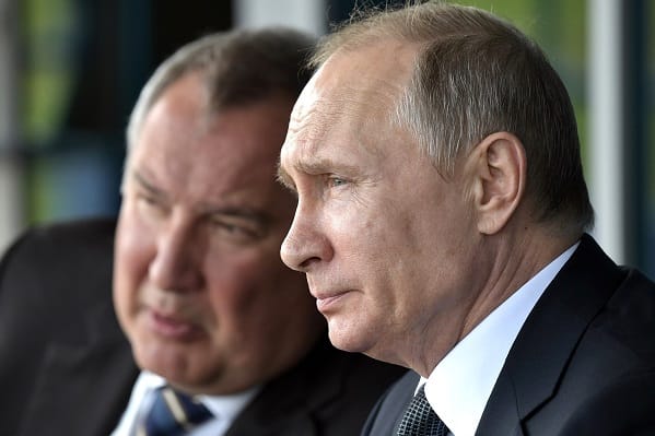 Putin’s motorcade attacked with explosives and ‘loud bang sounded from ...