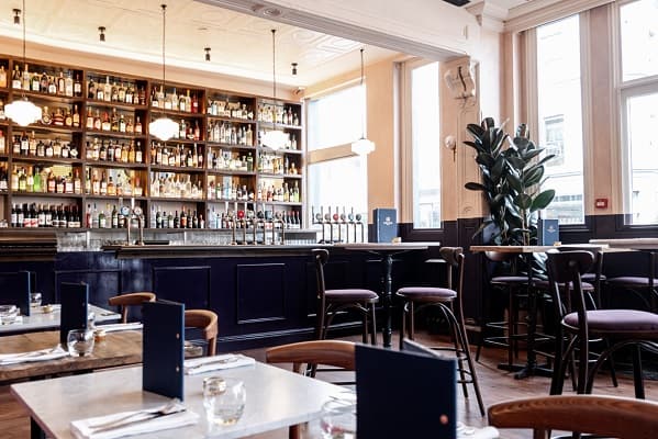 Chelsea celebrates launch of a new must see bar - London Business News ...