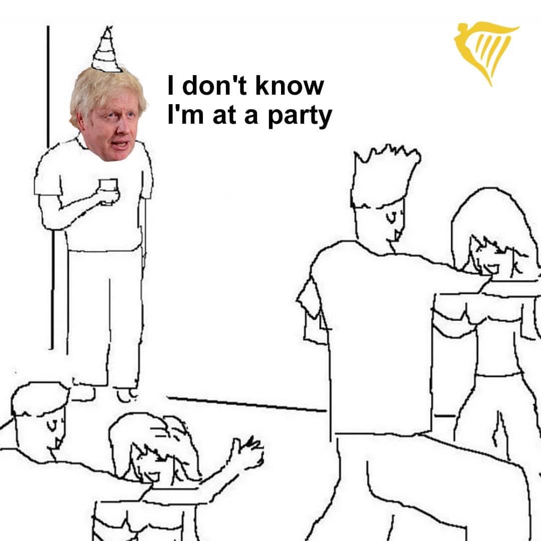 Ryanair launches a scathing attack on Boris with memes ‘I don’t know I ...