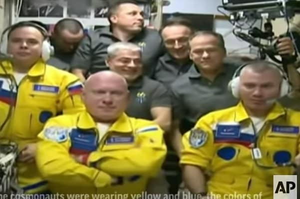 Three Russian cosmonauts arrive at the International Space Station ...